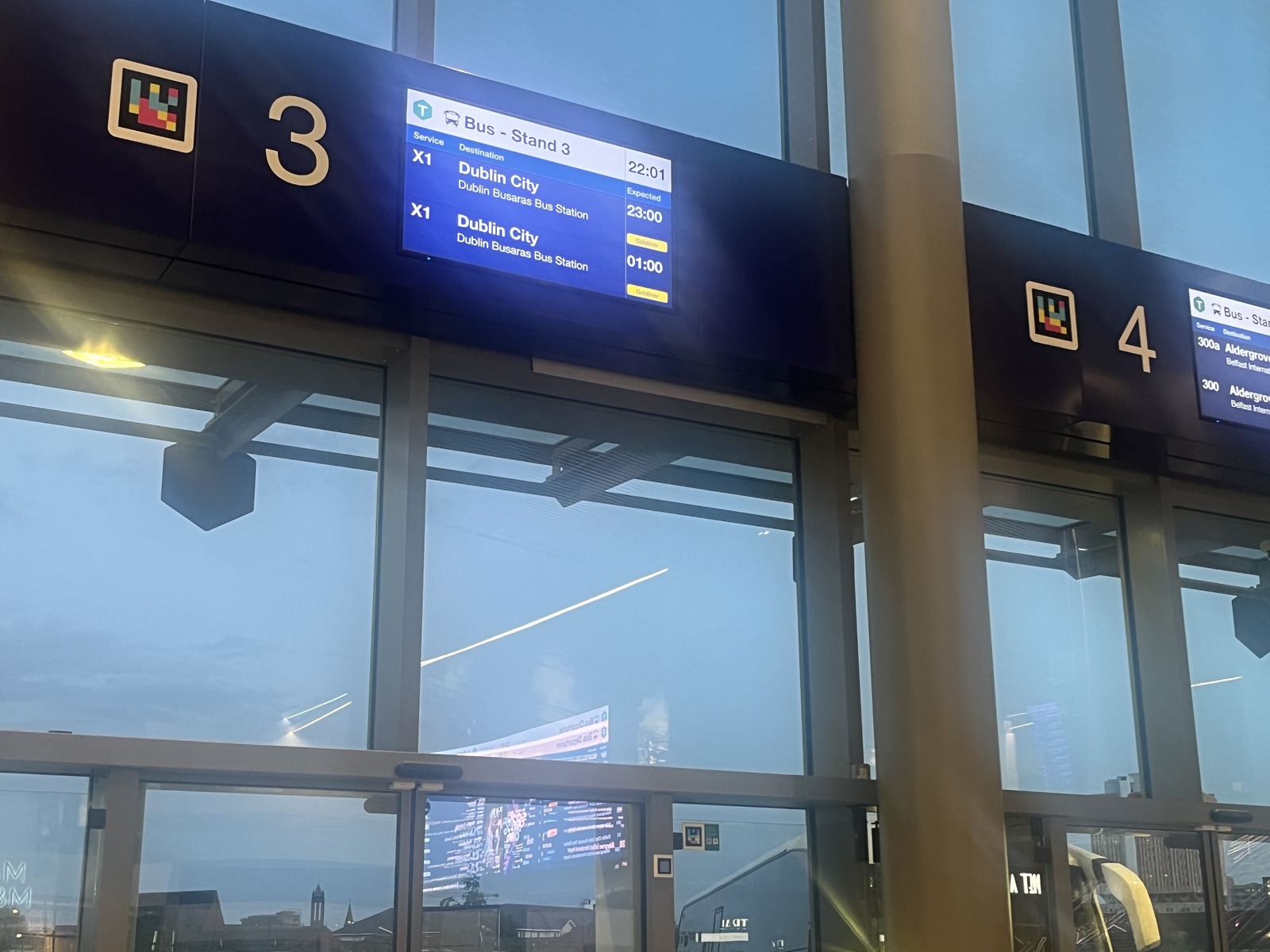 Belfast to Dublin Airport – Ulsterbus X1/X2